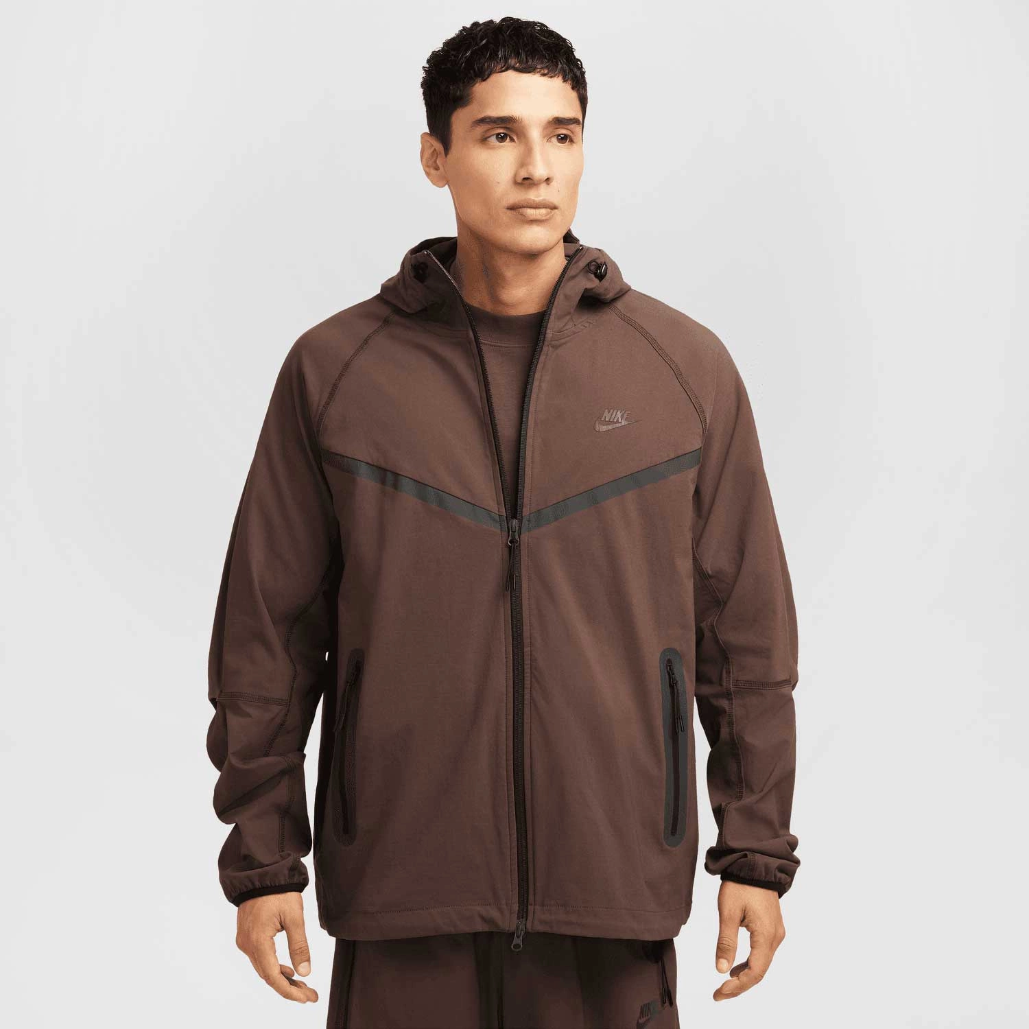 Kurtka męska Nike Tech Windrunner HM7151-237 | Adrenaline.pl