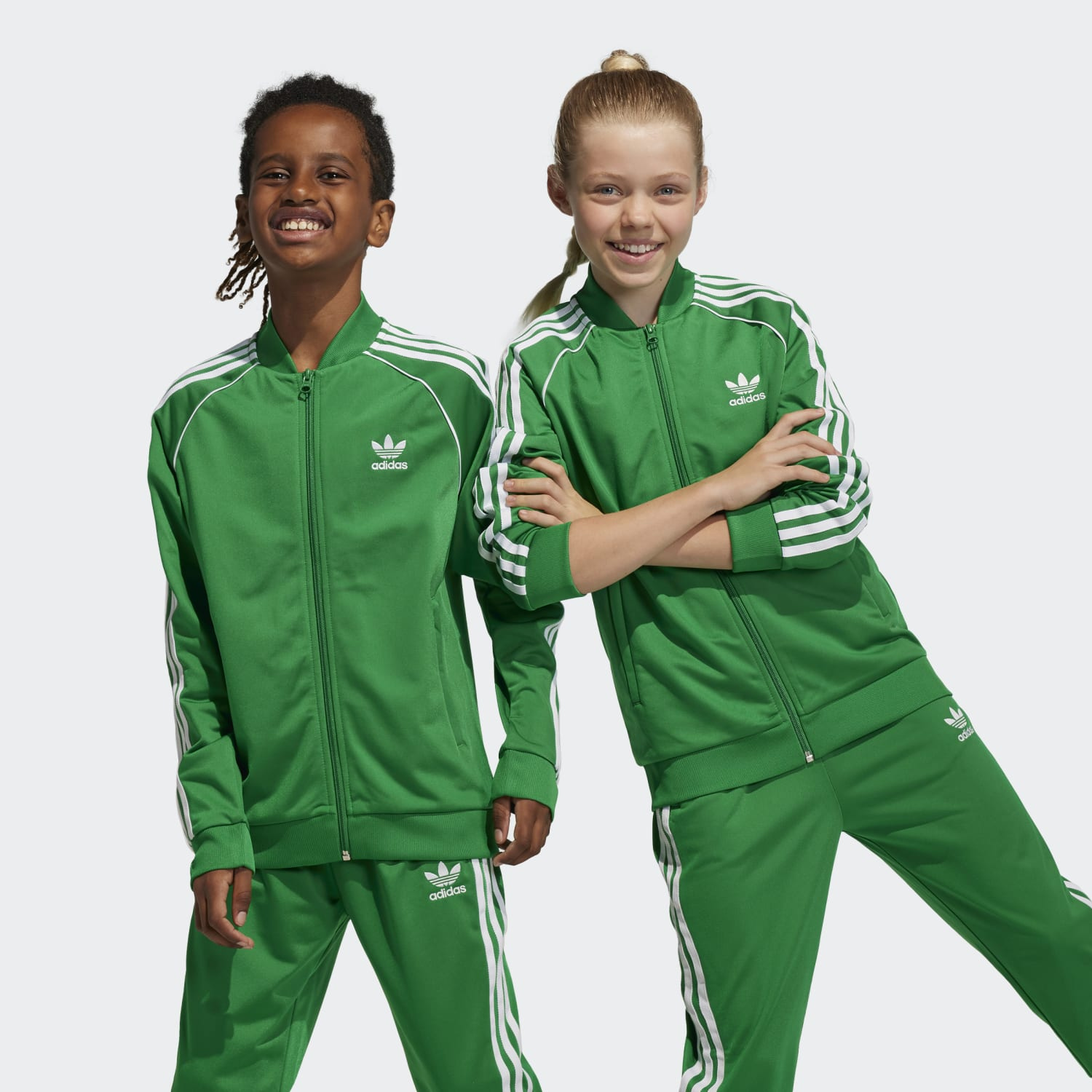 Bluza Junior adidas Adicolor SST Track IN4744 | Adrenaline.pl